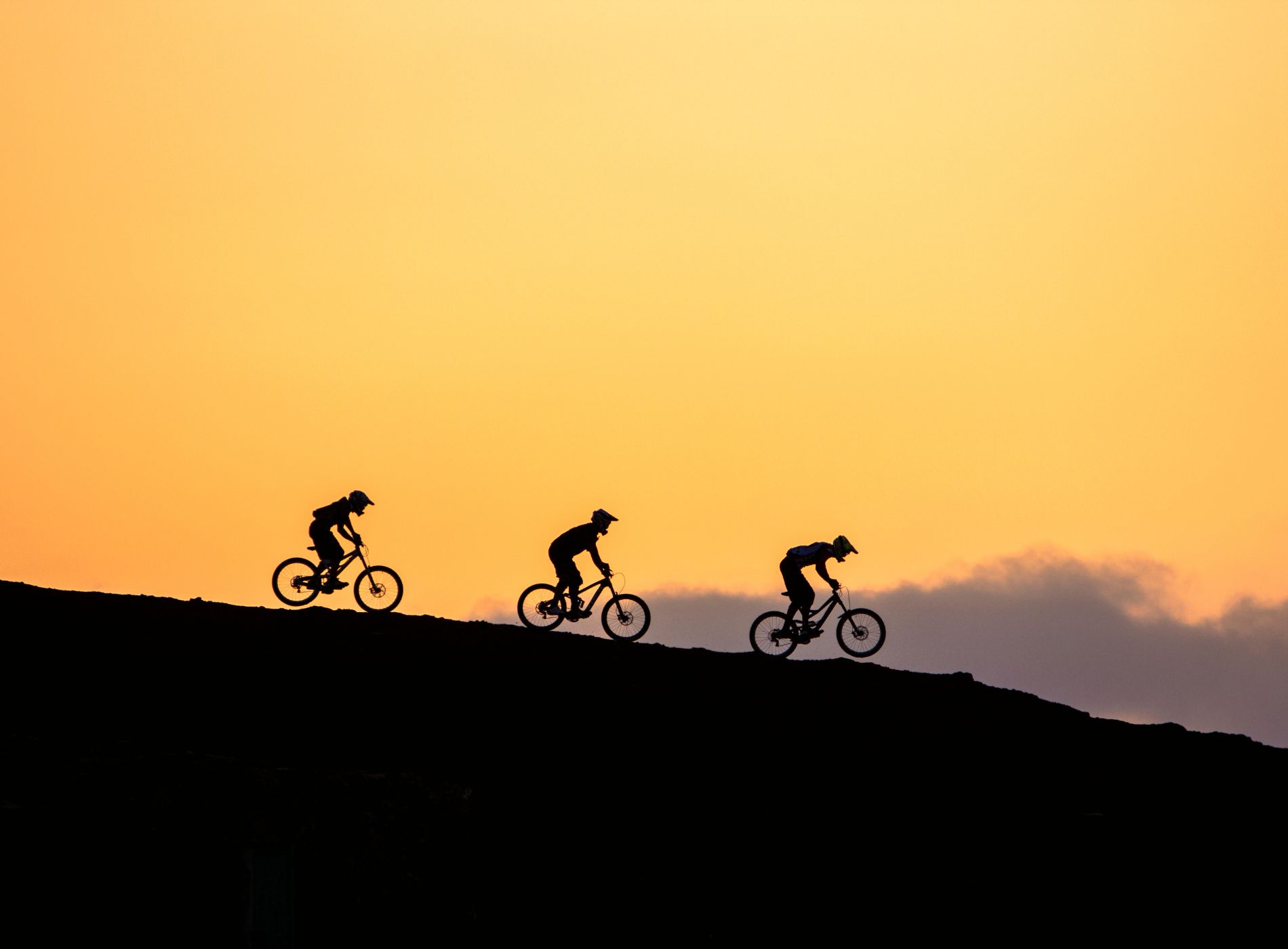 Discover the Best Cycling Routes in the Canaries: A Two-Wheel Adventure ...